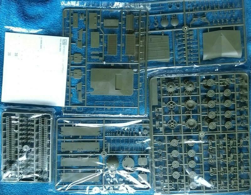 AFV CLUB 1/35 LVTP5 amphibious armored fighting vehicles – AFV HOBBY