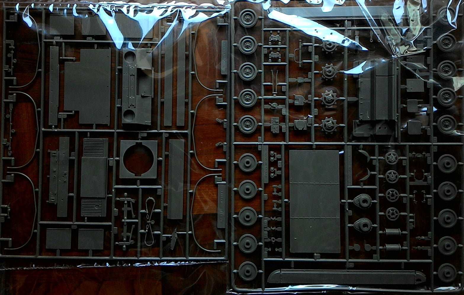 AFV Club 1/35 M730A1 CHAPARRAL Air Defense Missile system Vehicle – AFV ...