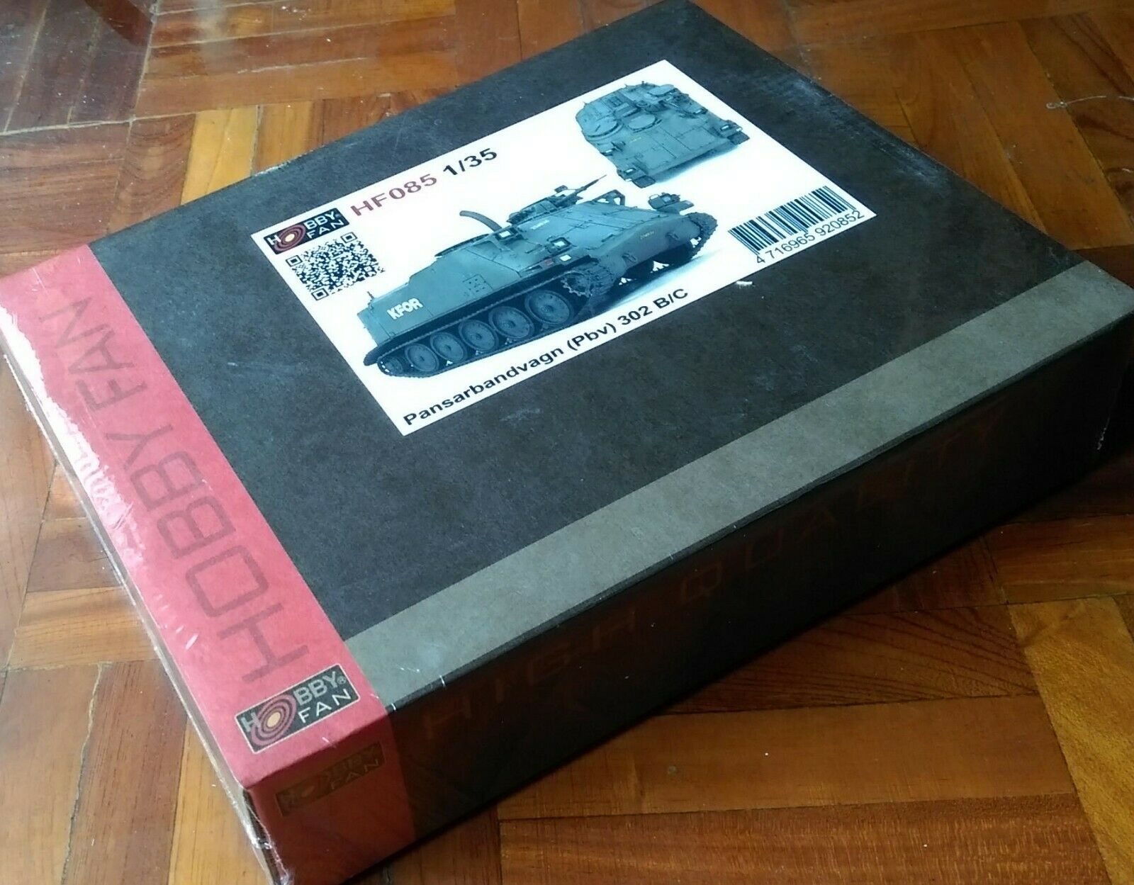 hobby fan 1\35 Swedish Army Pansarbandvage (Pbv) 302 B APC vehicle Ful ...